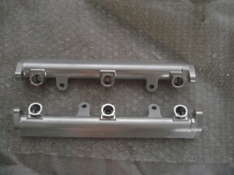 Custom Aluminum 4 Axis CNC Milling Fuel Rail from China manufacturer ...